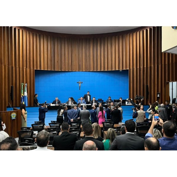 Nova Mesa Diretora da ALEMS é eleita para biênio 2023-2024 - Notícia ...