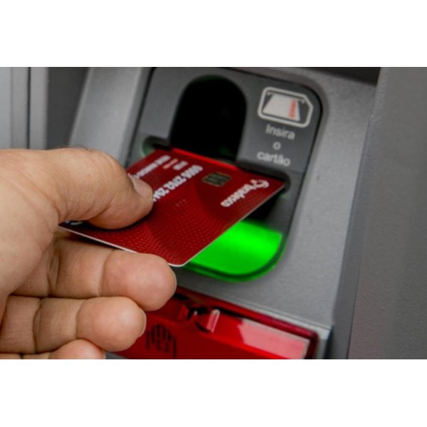 Prefeitura antecipa salários e paga funcionalismo no Dia do Servidor ...